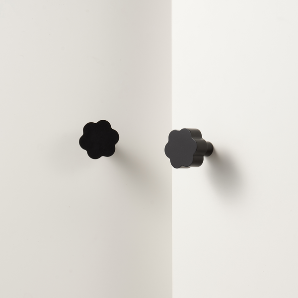 Wavey Solid Brass Hook | Black - Passio Interiors